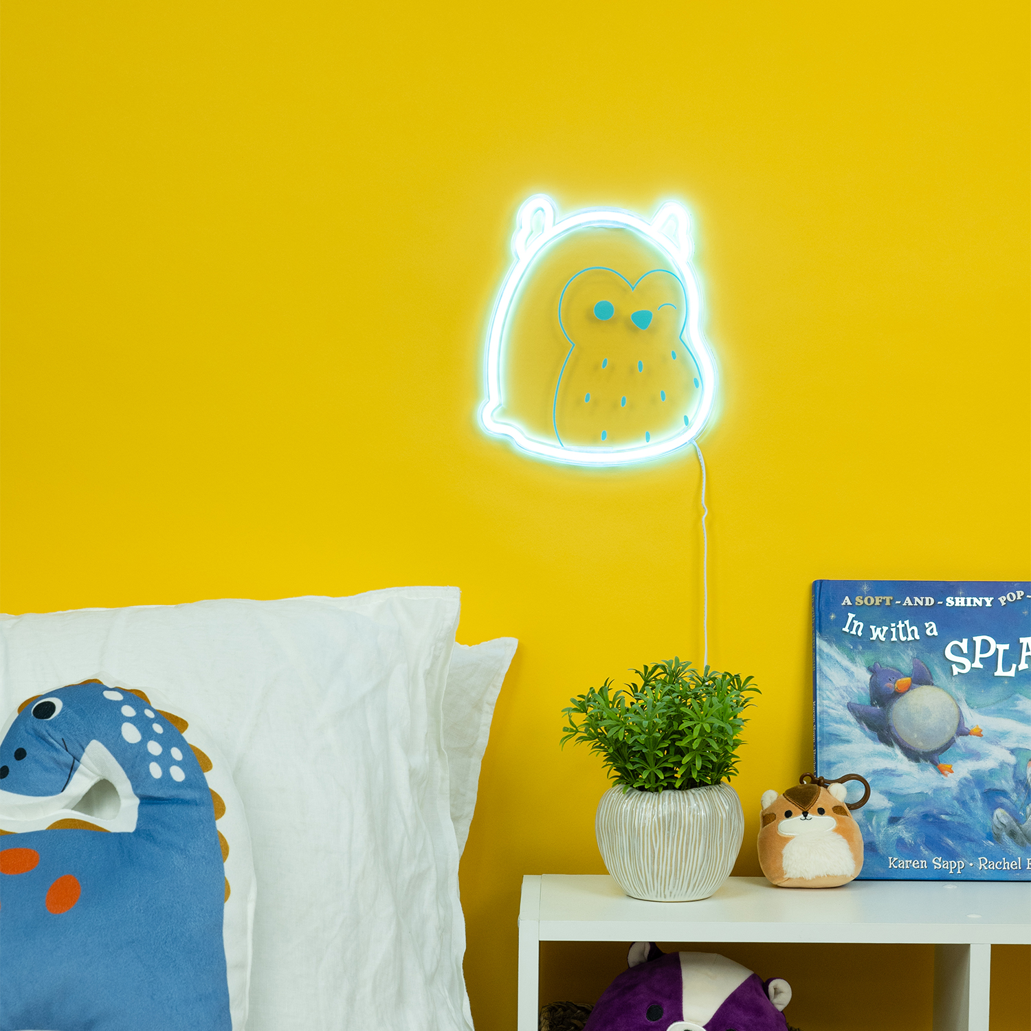 Wholesale Squishmallows Neon Wall Light - Winston The Owl - William ...