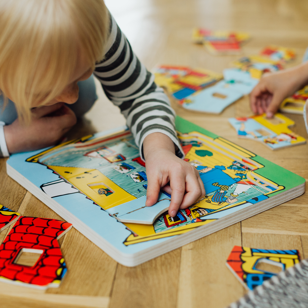 Wholesale Pippi Longstocking Wooden Layer on Layer Puzzle - Axis Toys ...