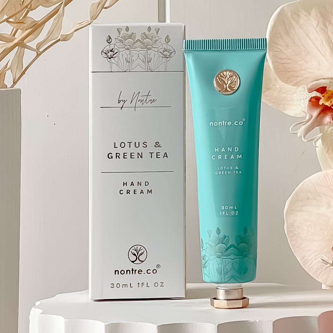 Wholesale Hand Cream Teal Tube Lotus & Green Tea 30mL - nontre.co ...