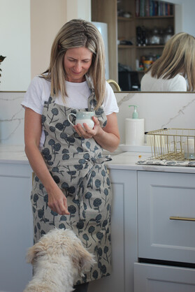 Wholesale Artichoke Apron Dark Slate - Raine & Humble - Fieldfolio