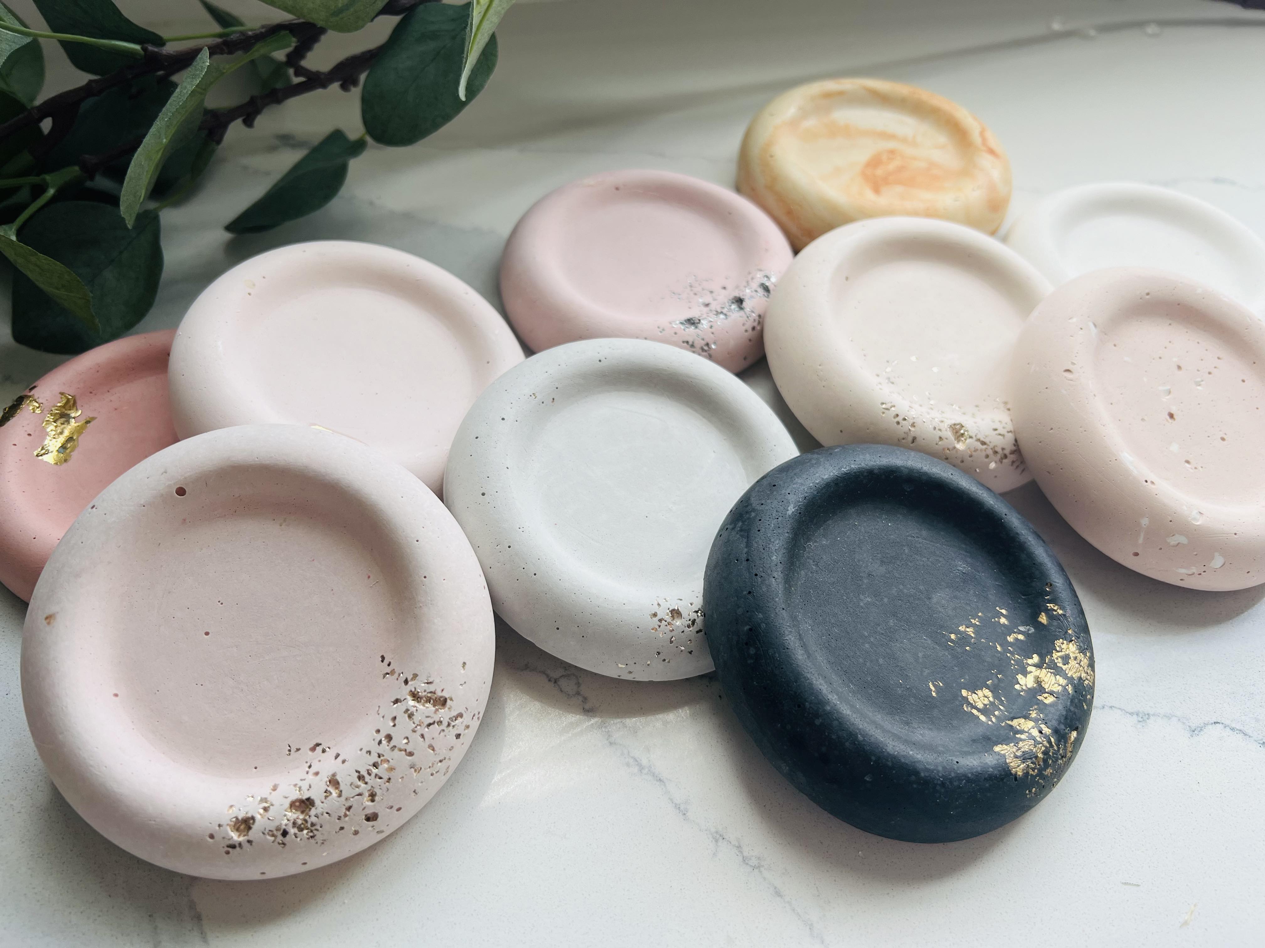 Wholesale Round trinket dish-discontinued stock - Hunter Kay Design ...