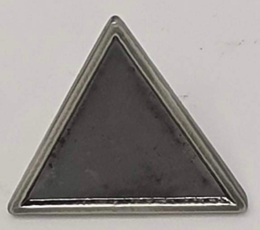 Wholesale TRIANGLE Badge - Australian Tourist Souvenirs - Fieldfolio