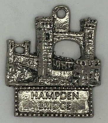 Wholesale BRIDGE - HAMPDEN BRIDGE Badge - Australian Tourist Souvenirs ...