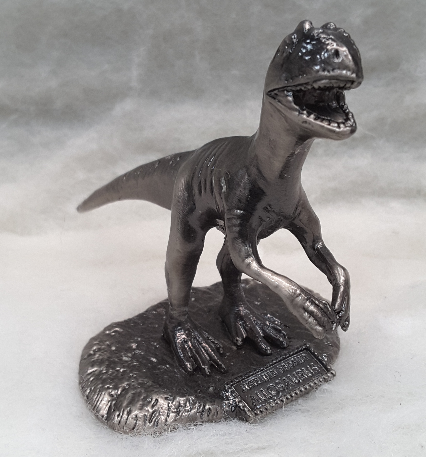 Wholesale DINOSAUR - ALLOSAURUS Ornament - Australian Tourist Souvenirs ...