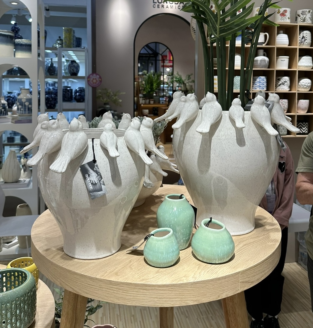 Wholesale Ceramic Bird Pot Med - Ivory - Sunrise Accessories - Fieldfolio